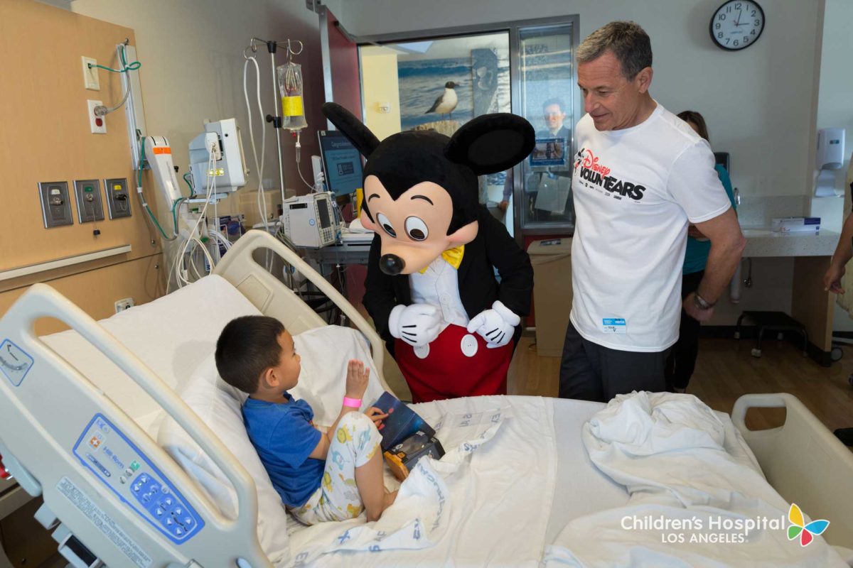 Disney Leaders and VoluntEARS Pay a Special Visit to Children’s ...