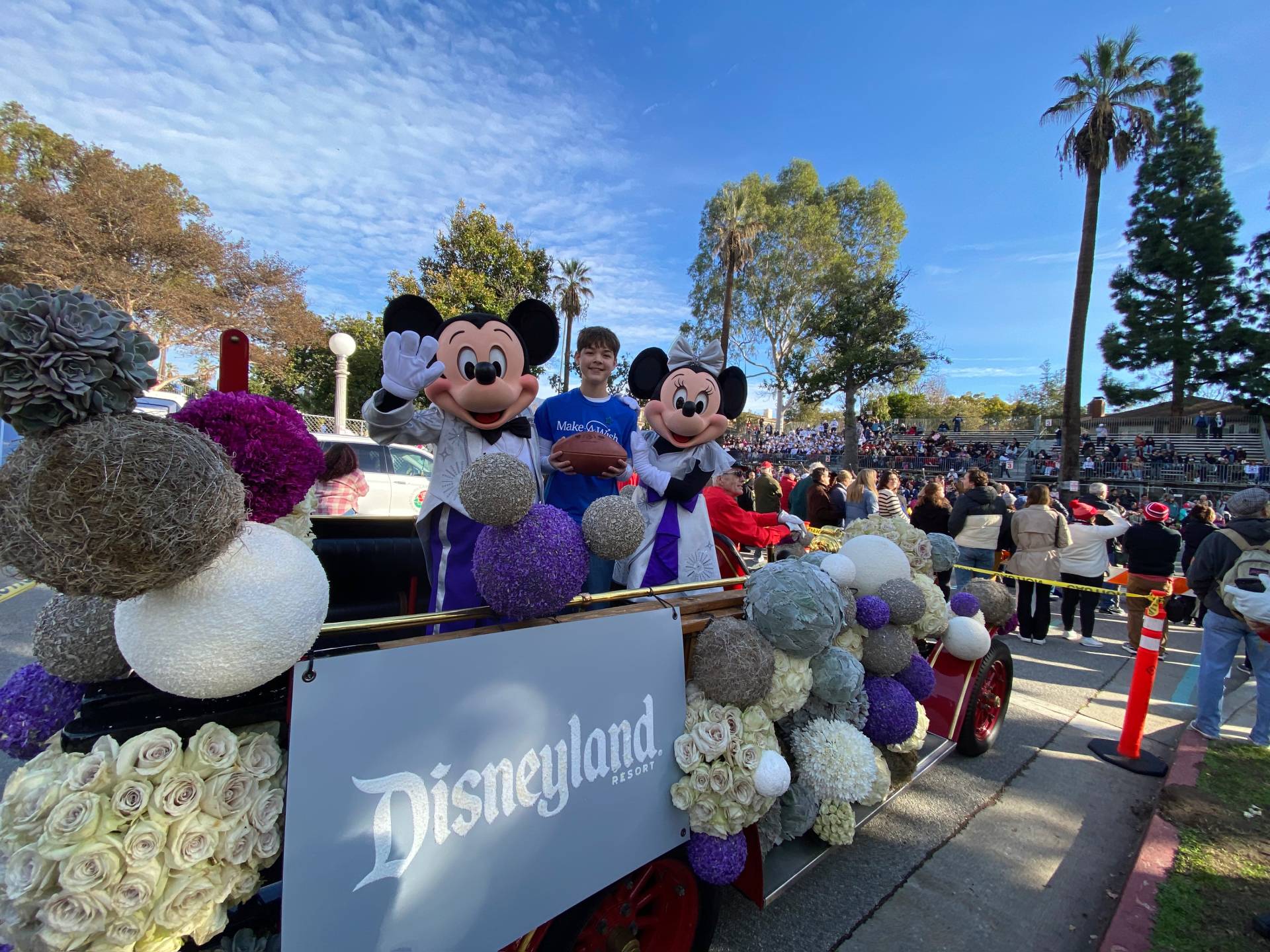 Disney and Make-A-Wish Team Up for a Magical First Pass - The Walt ...