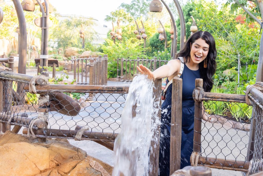Auli'i Cravalho, the Voice of Moana, Makes Waves (Literally) at ...