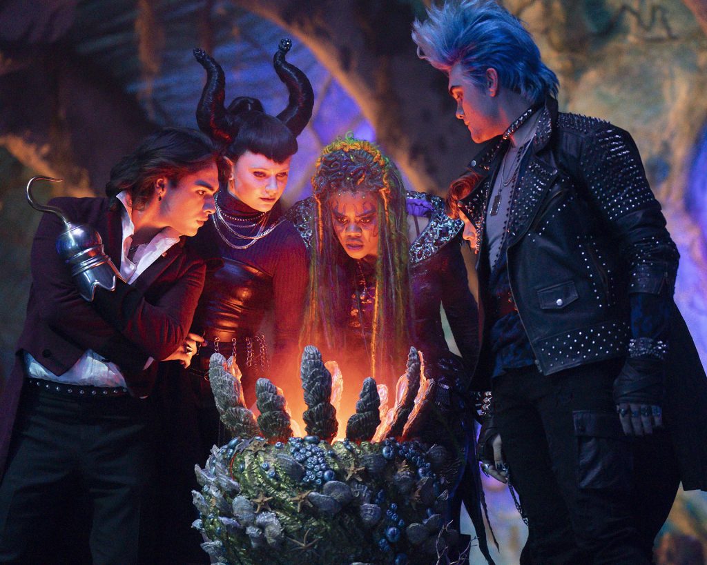 'Descendants: The Rise of Red' Is Disney Branded Television's Biggest ...