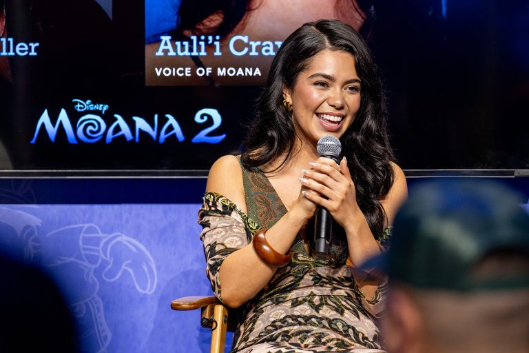 How Voicing Moana Helped Auli'i Cravalho Find Her Way | The Walt Disney ...
