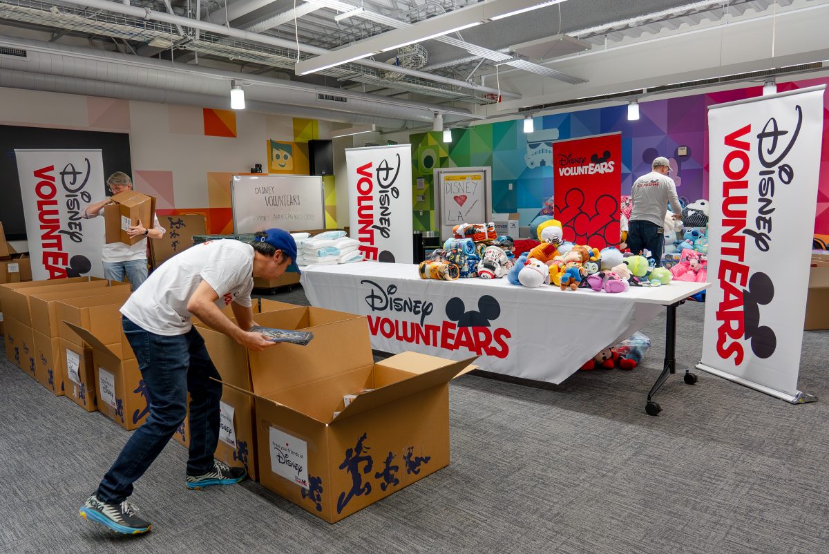 Disney VoluntEARS Bring Comfort to Kids Displaced by Los Angeles ...