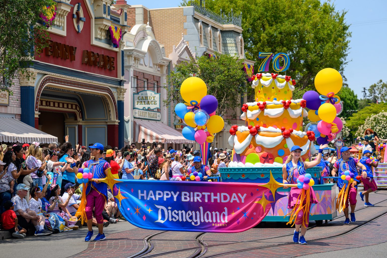 Building Disneyland: How the First Themed Park Was Created | The Walt ...