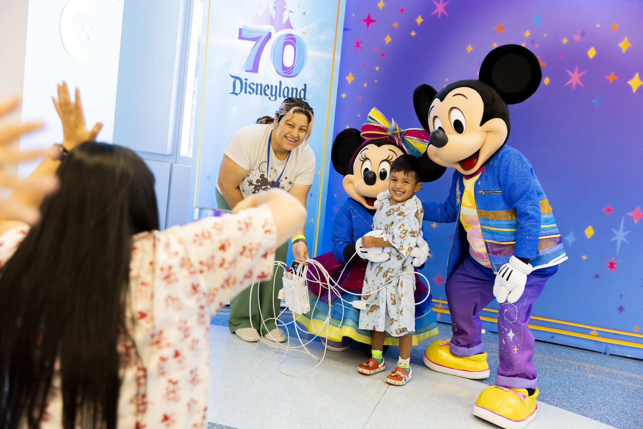 Disney Brings Happiness to Children’s Hospitals this Summer | The Walt ...