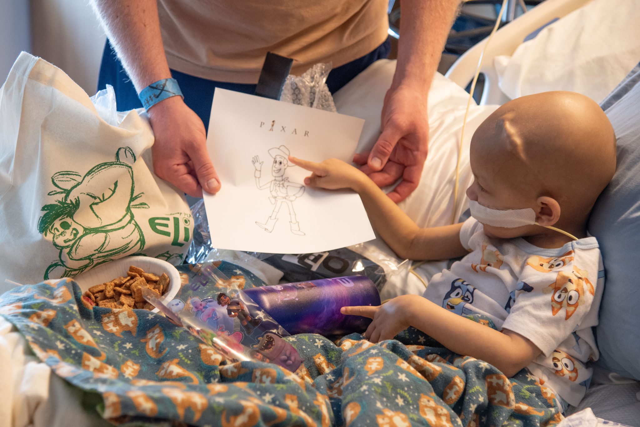 Disney Brings Happiness to Children’s Hospitals this Summer | The Walt ...