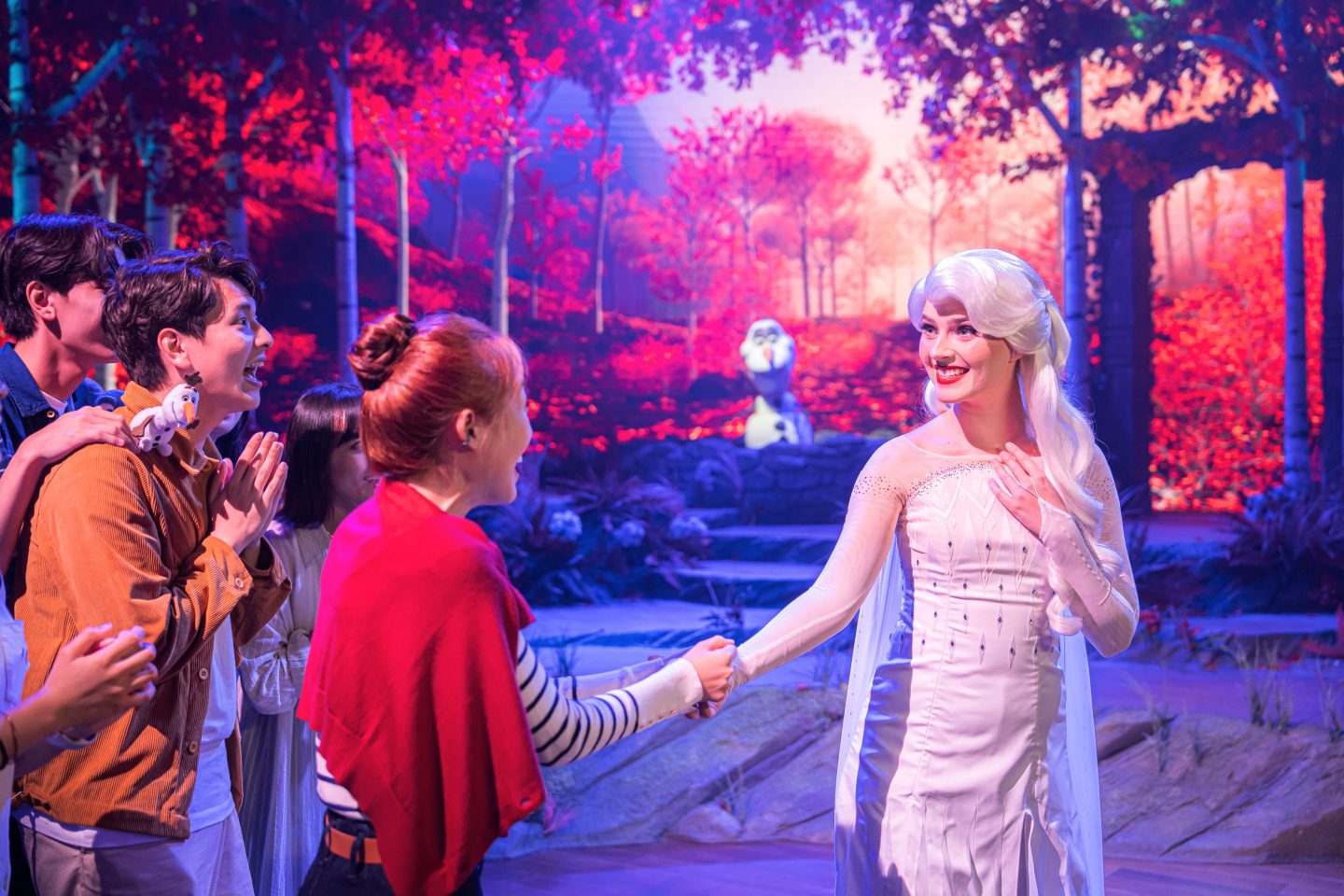 A Magical Milestone: 20 Years of Hong Kong Disneyland Resort | The Walt ...