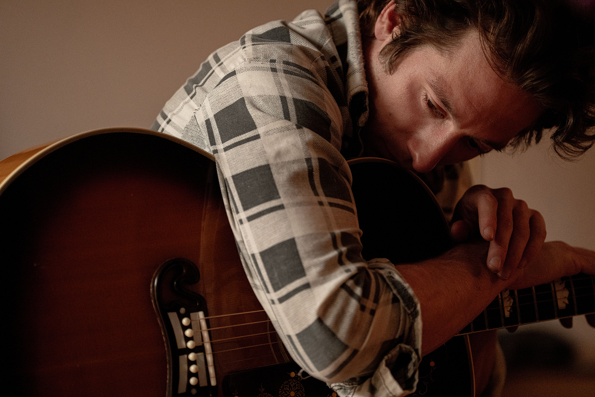 Inhabiting a Rock Star's Inner Life in 'Springsteen: Deliver Me from ...