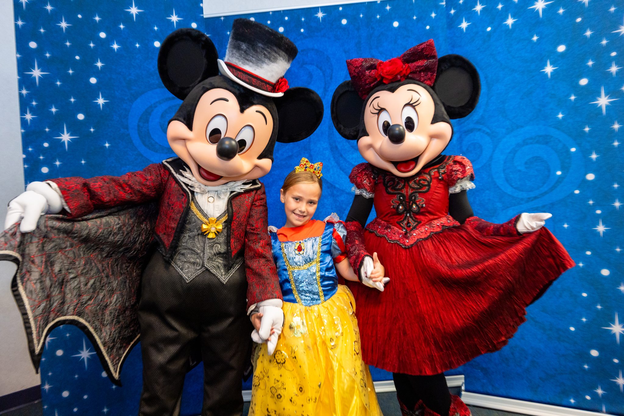 Disney Delivers Halloween Magic to Children's Hospitals | The Walt ...