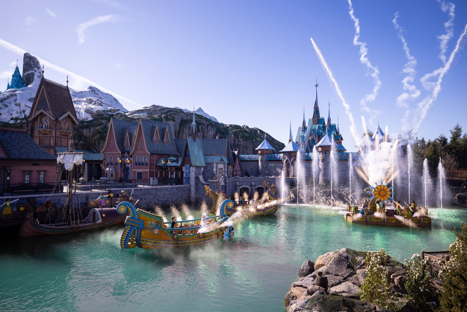 Disneyland Paris Welcomes President Macron for the Unveiling of Disney ...